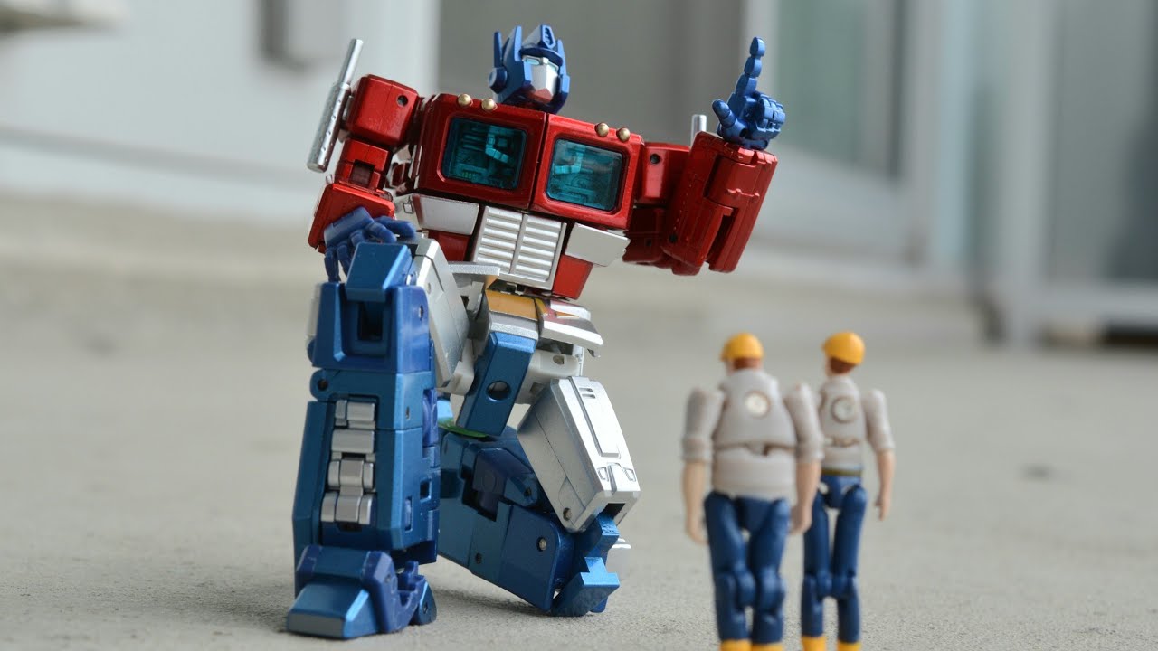 NewAge H27M David / Transformers Optimus Prime - YouTube