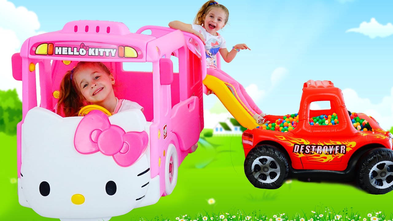 Nadia & New Hello Kitty Bus - Wheels on the bus Song for kids - YouTube