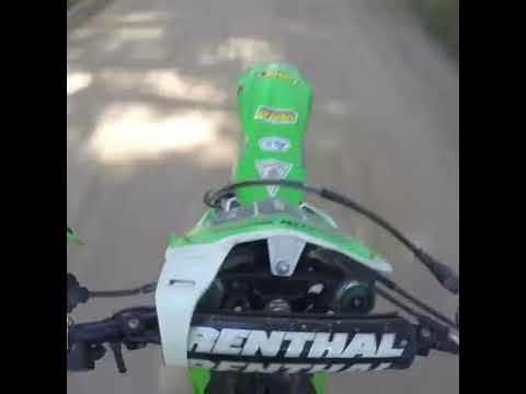 Kawasaki kx250f wheelie - YouTube