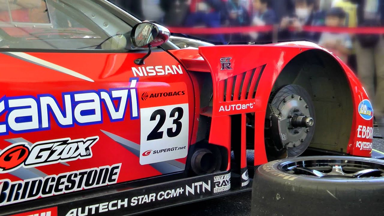 Nissan GT-R Race Car - VK45DE - YouTube