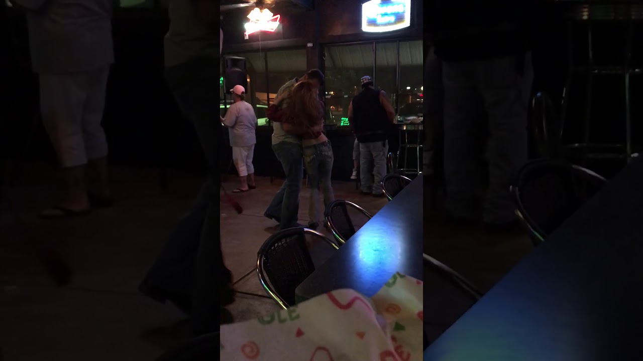 Tiny dancer - YouTube