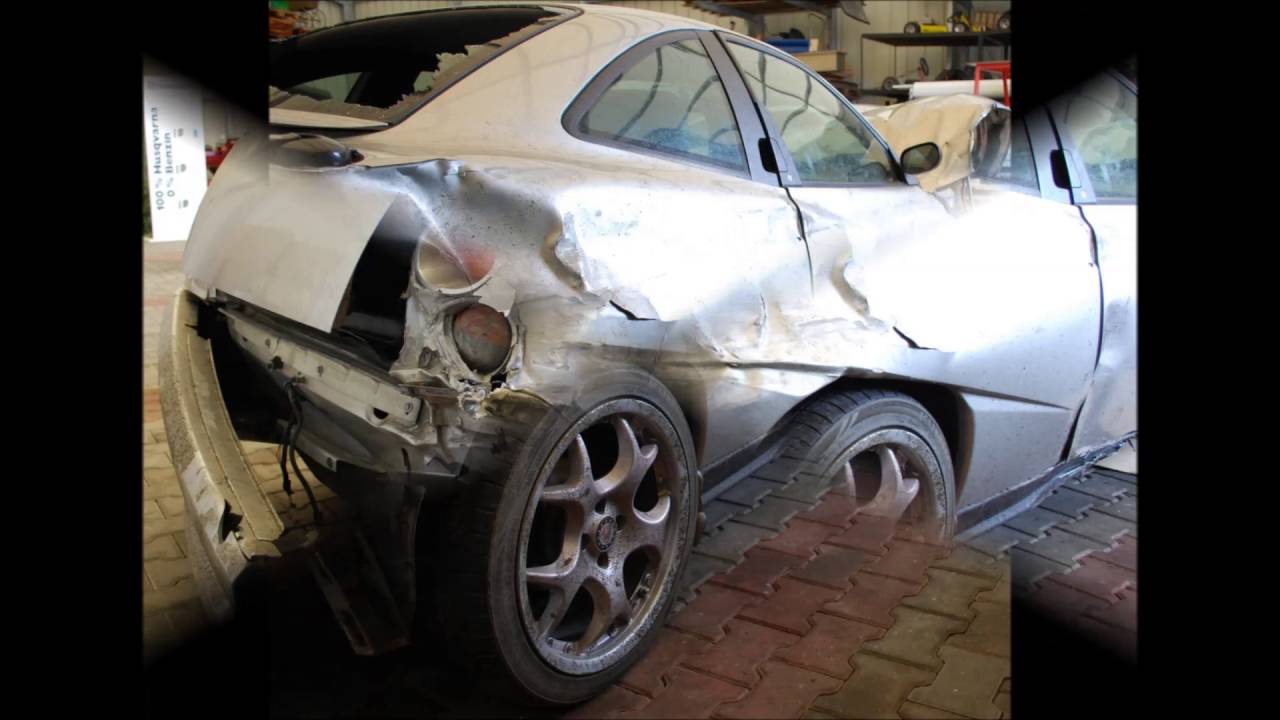 Crash Fiat Coupe Mittelleitplanke - life Video - YouTube