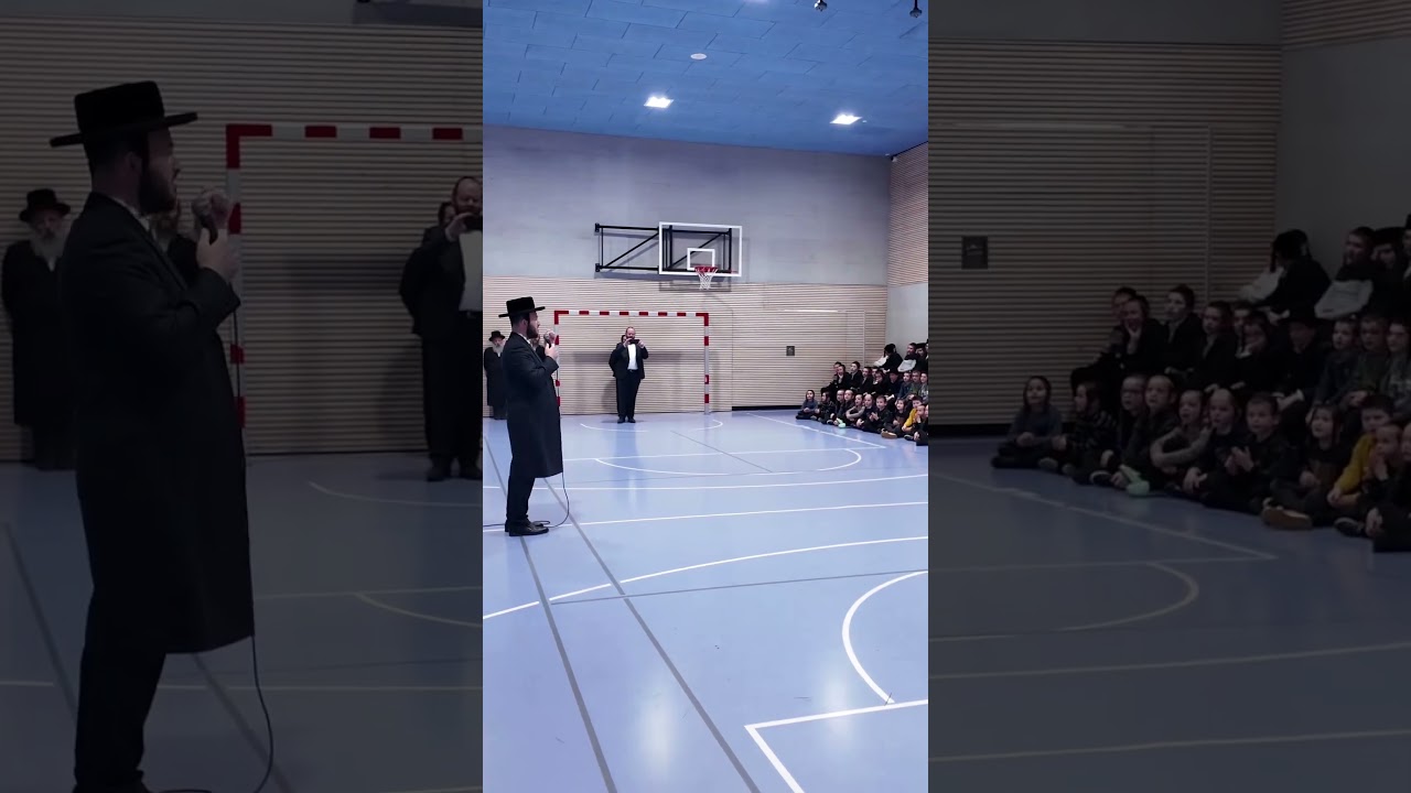 Motty Ilowitz Sings for Children of Talmusd Torah Chaye Olem in Zurich ...