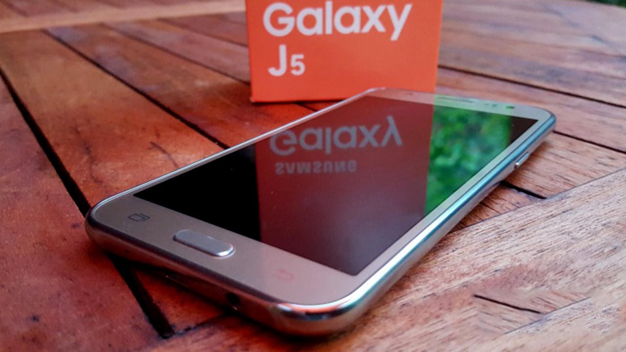Samsung Galaxy J5 (2016) Gets Benchmarked, Has Specs Revealed - YouTube