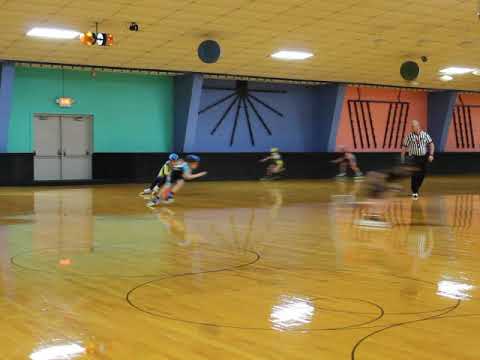 Elementary Boys 300m Final (2020 Gate City Thanksgiving Classic) MVI 8433