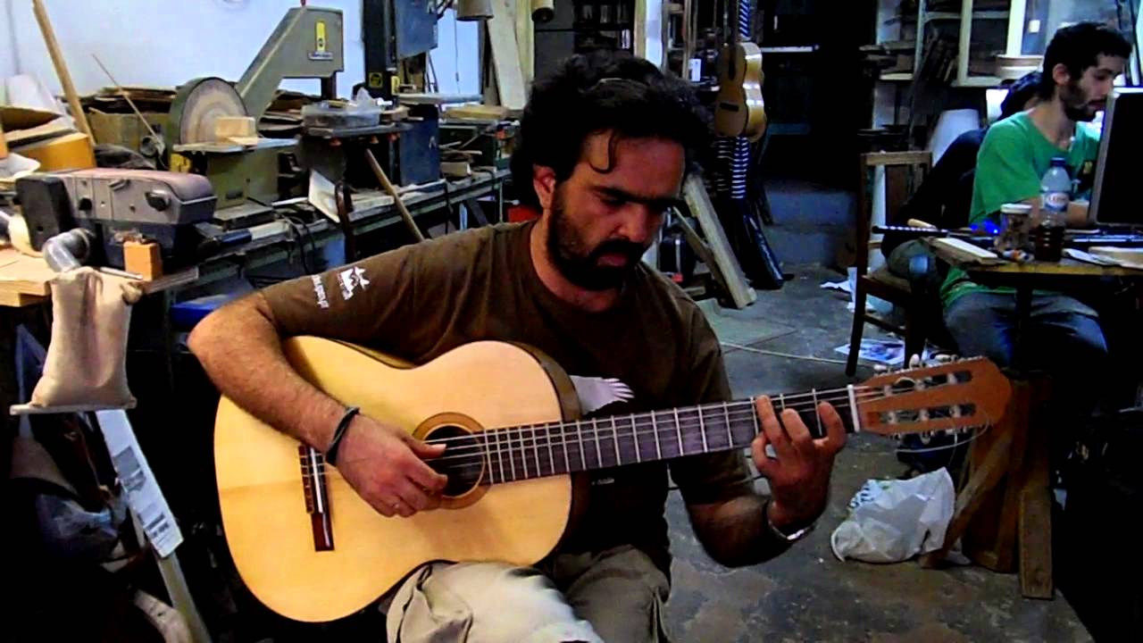 Roberto Moritz interpreta na viola Zita "Longe da vista me vai" - YouTube