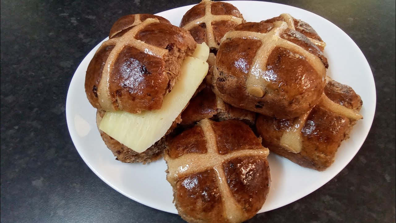 HOT CROSS BUNS/EASTER BUNS RECIPE 🇬🇧🇬🇾🙏♥️ - YouTube