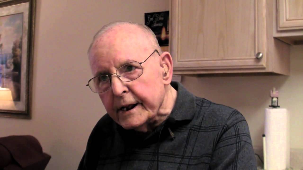 Kenneth Dean remembers his capture, imprisonment during World War II ...