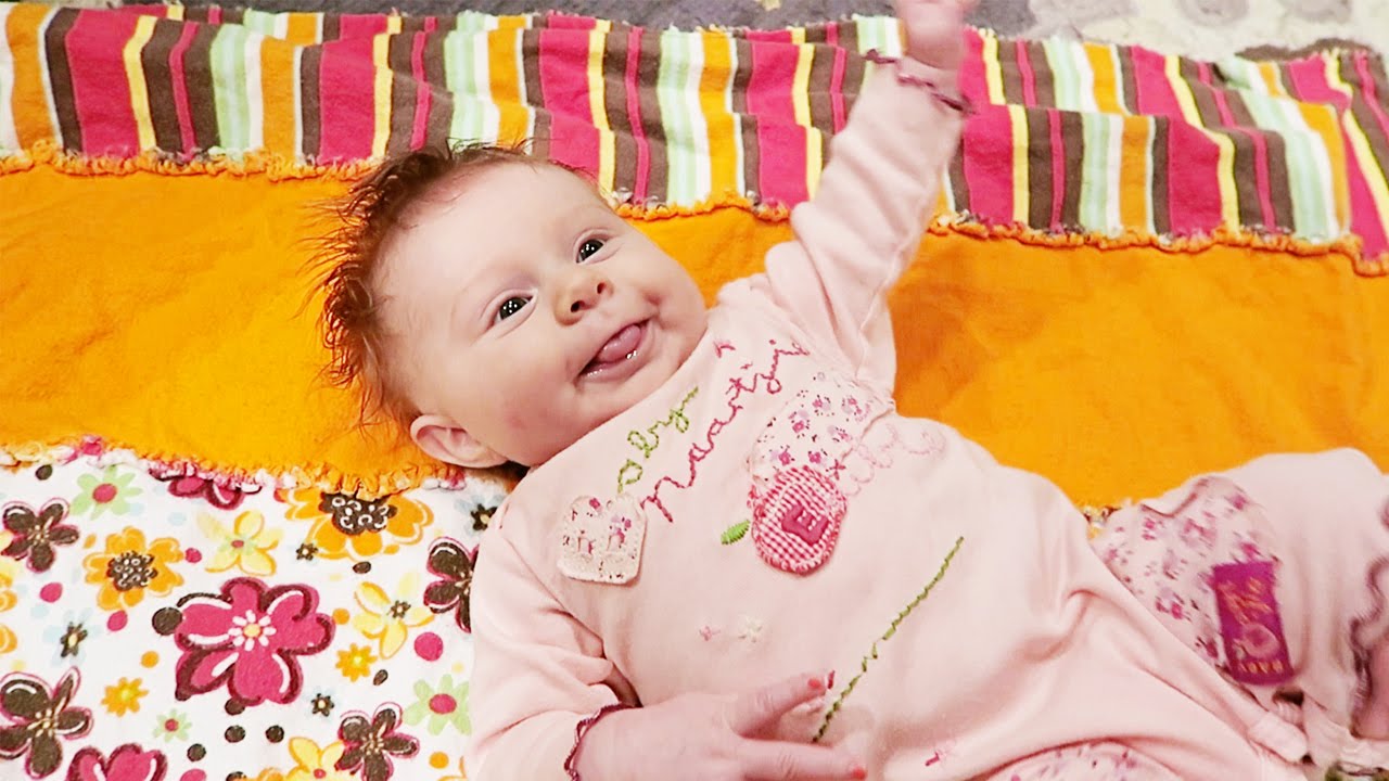 BABY'S FIRST LAUGH - YouTube