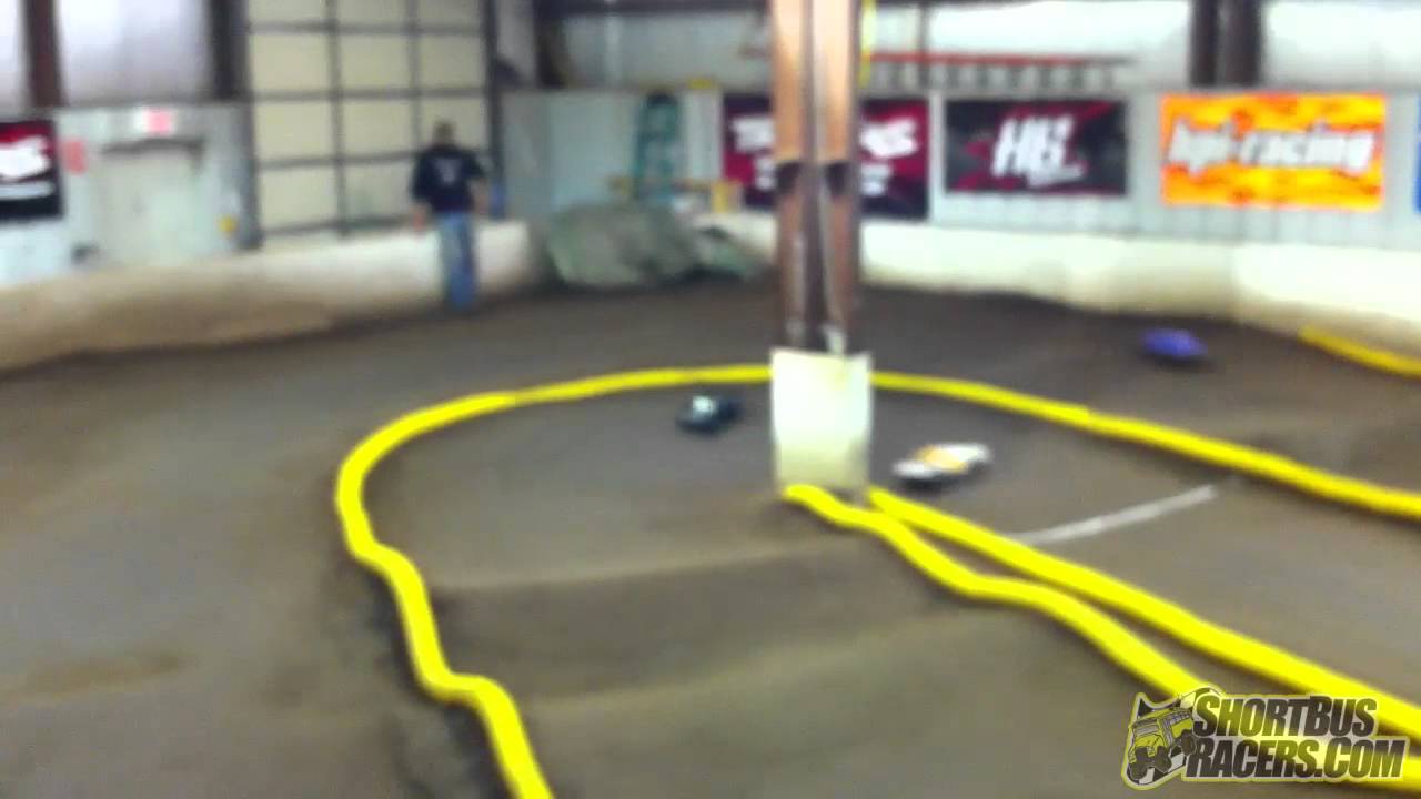 Revolution Raceway - 4x4 A-Main - 10/02/11 - YouTube