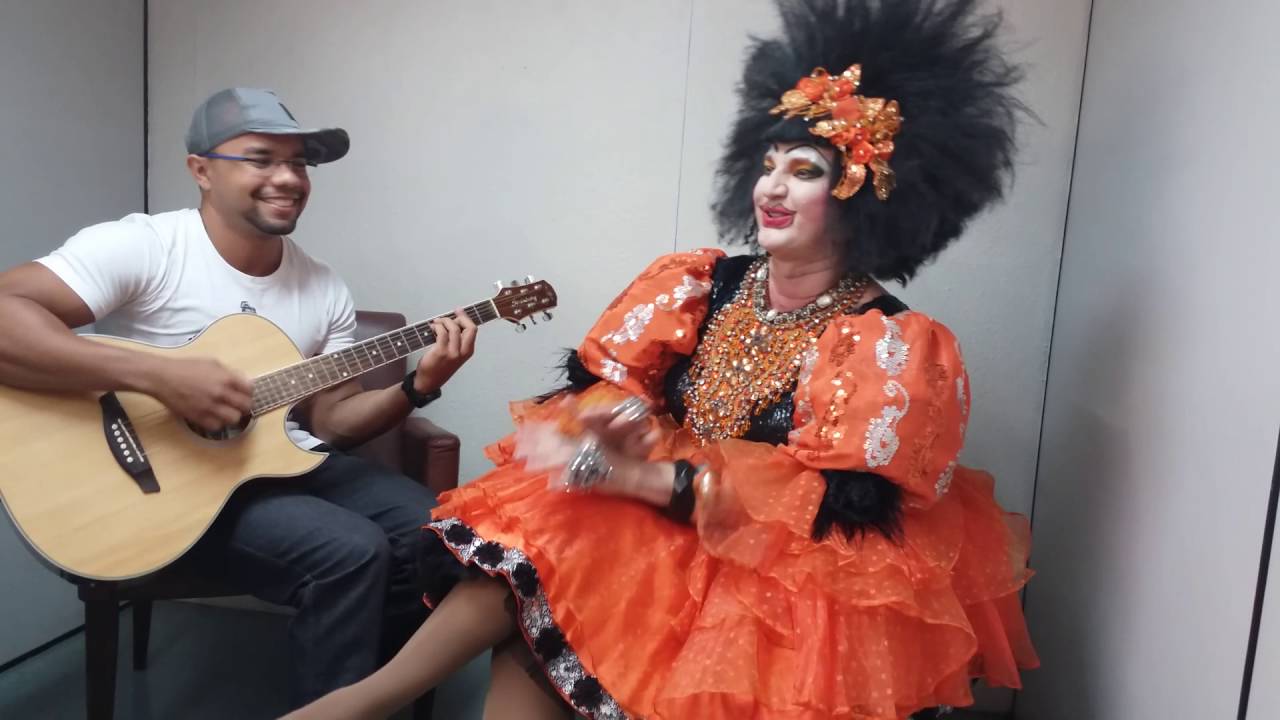 aurineide camurupim - humorista cearense -porque brigamos - YouTube