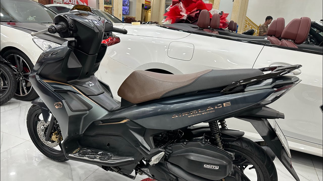 Honda Airblade bản đặc biệt 150 abs xanh nhám giá 38.5 hỗ trợ trả góp ...