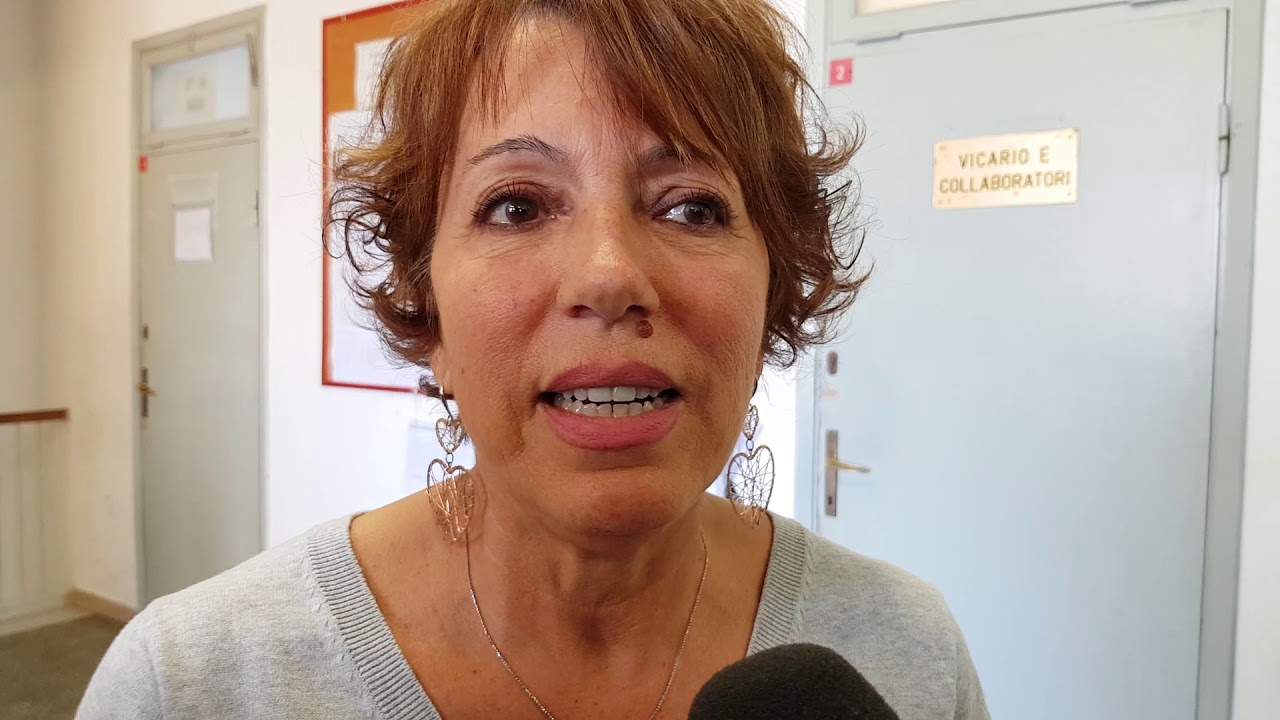Crollo al Vespucci-Colombo. Parla la professoressa Antonella Simoncini ...