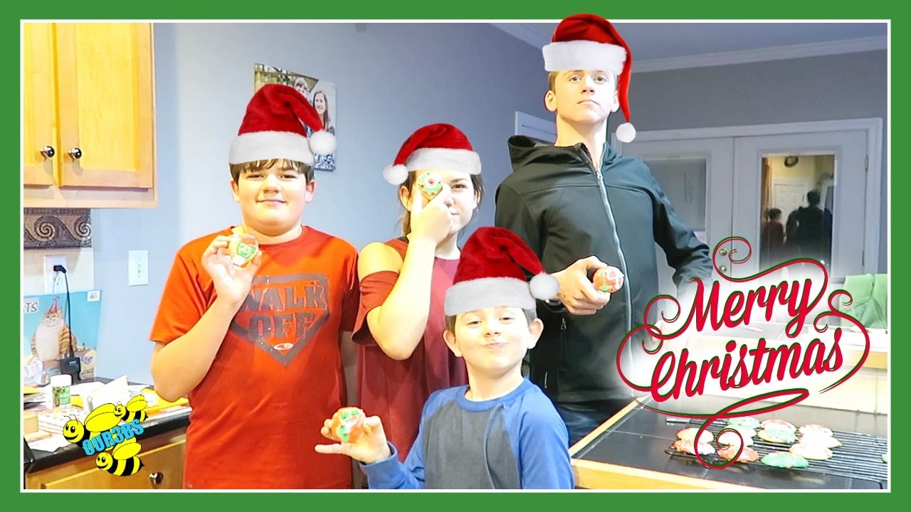 🍪 CHRISTMAS COOKIE DECORATING CONTEST, YOU BE THE JUDGE! 🍪 ~ VLOG - YouTube