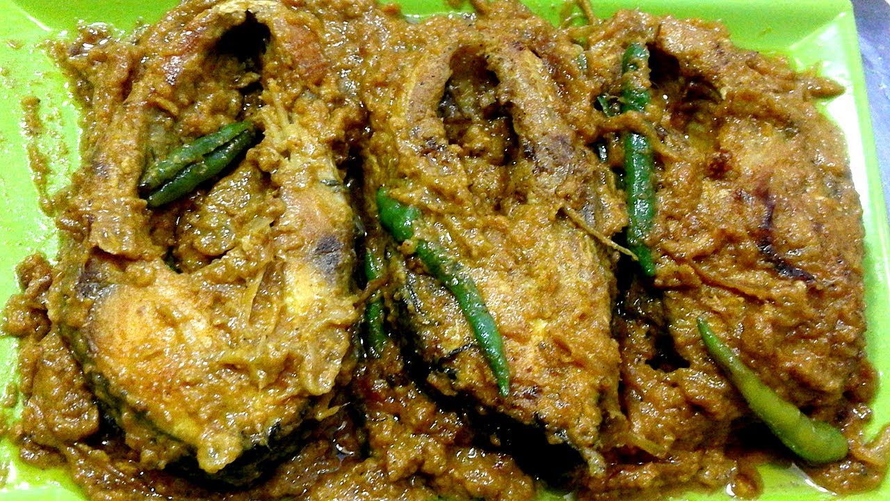 Bangladeshi Rui Macher Kalia Recipe - Rui Mach Rannar Bangla Recipe ...