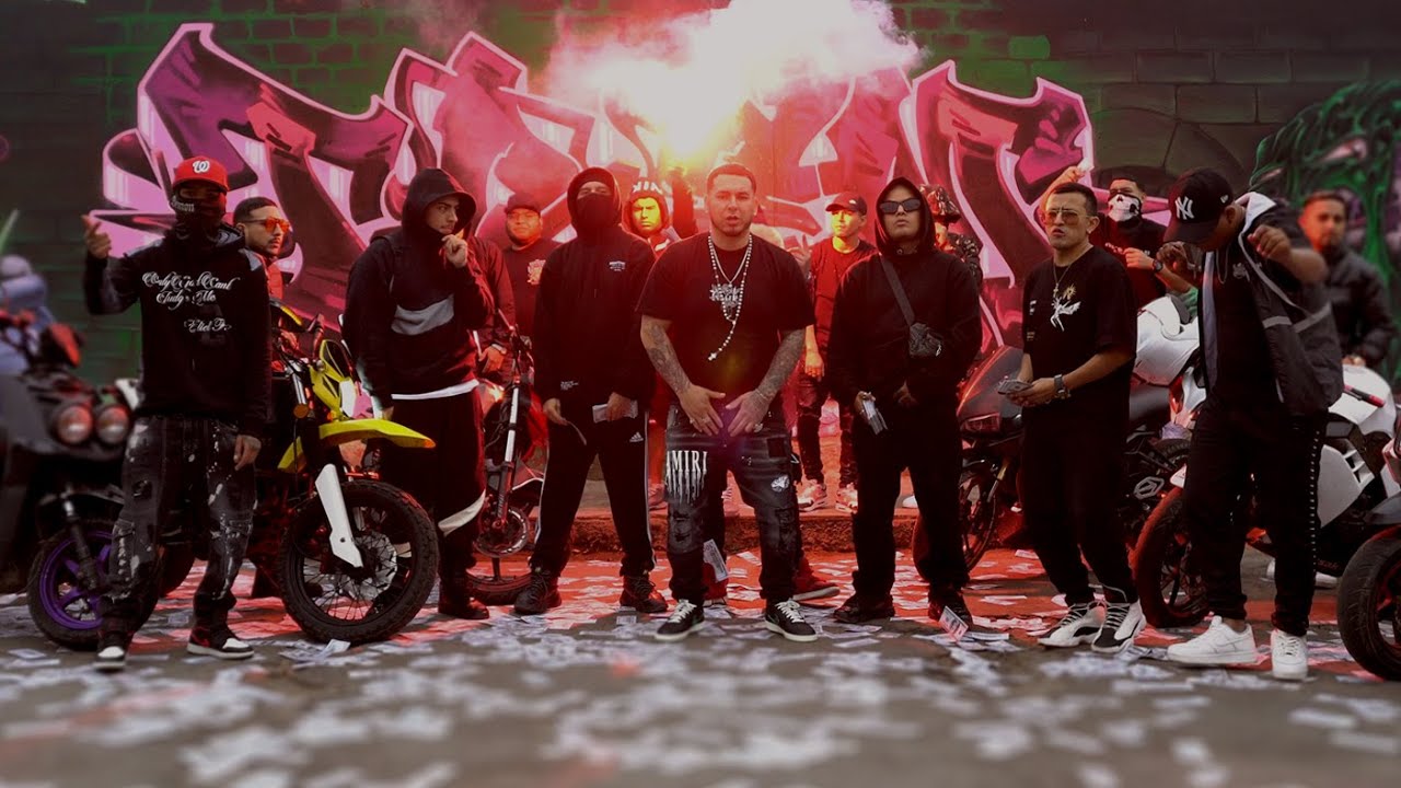 Baby Flow - Ahora pe (Official Video) - YouTube