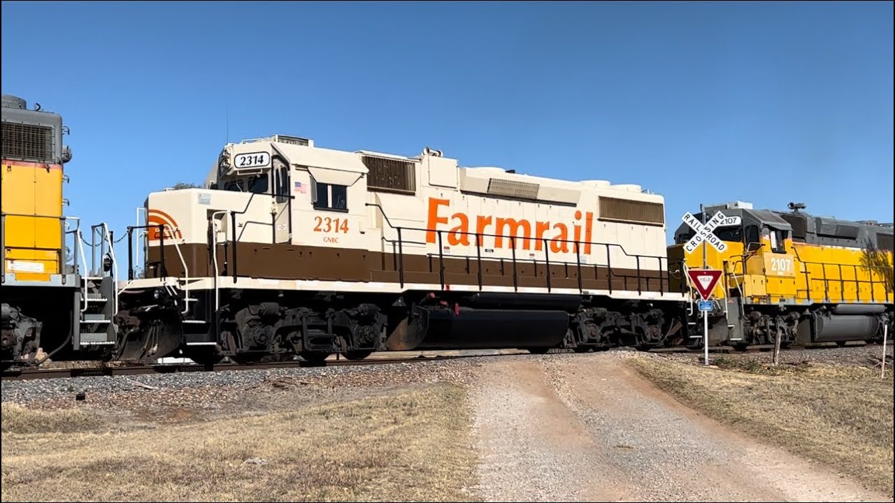 West bound Farmrail (FMRC)/Grainbelt (GNBC) in Okeene, OK. Origin: Enid, OK to End: Clinton, OK ...
