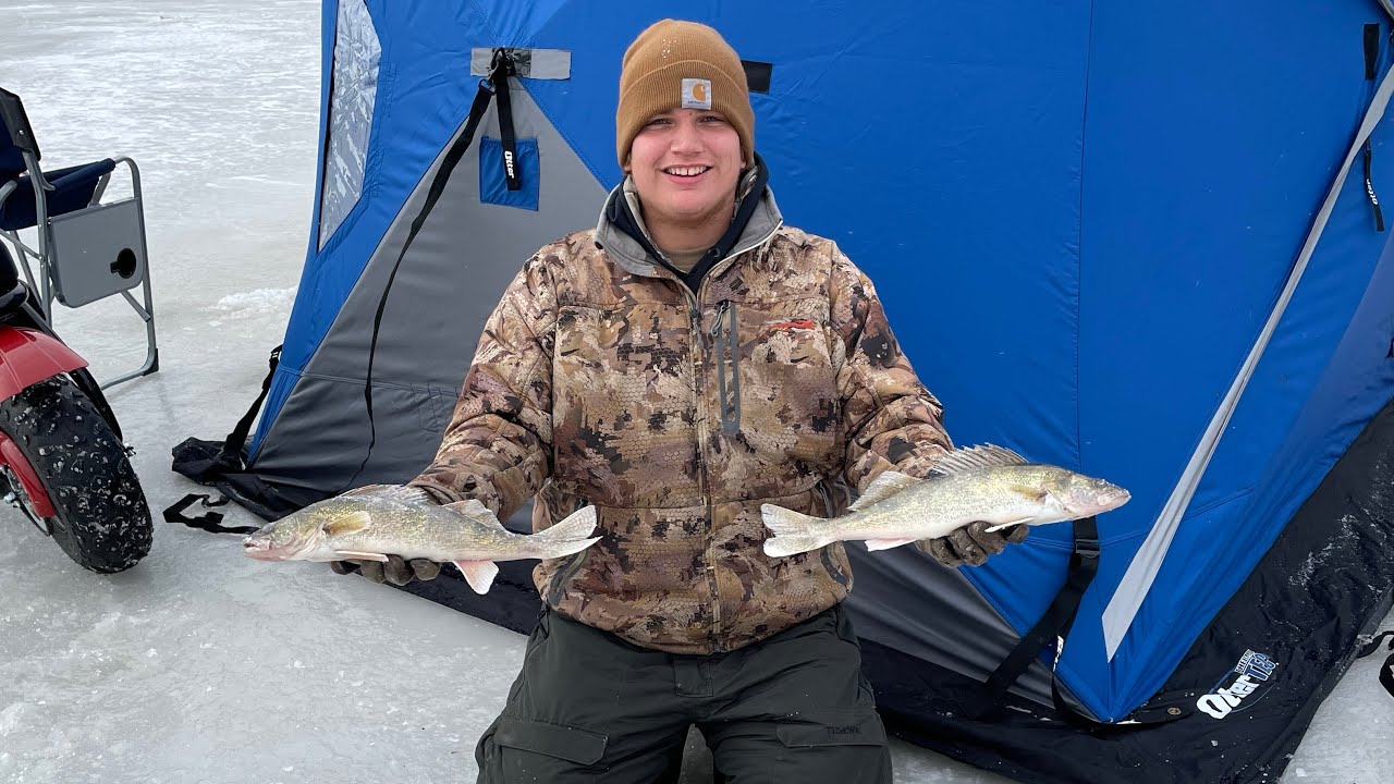 Smashing Early Ice Walleyes | Mississippi River Backwaters - YouTube