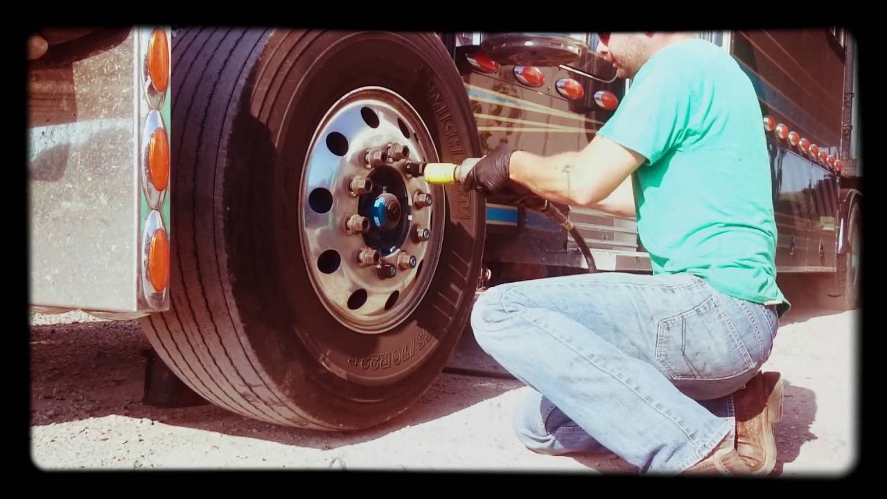 15 second Titan job - YouTube