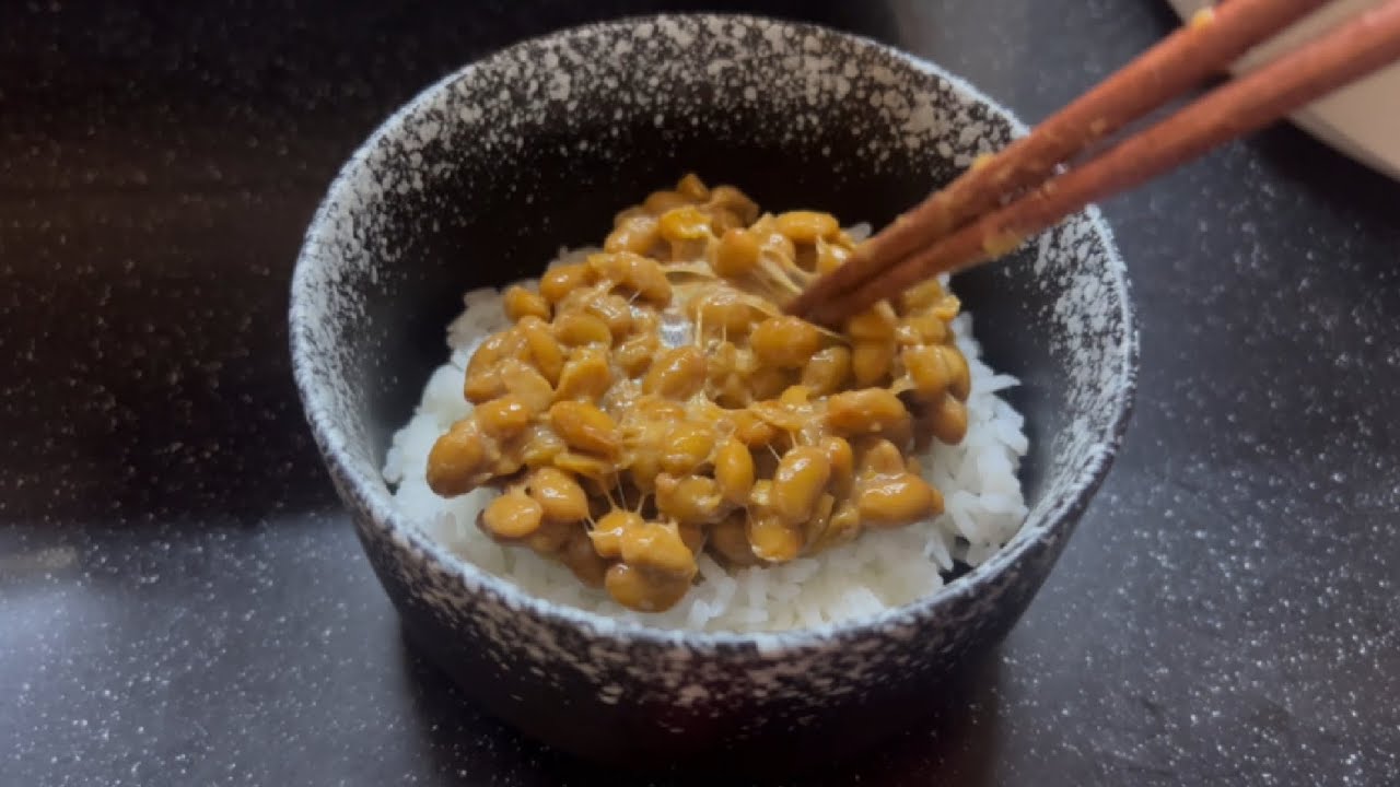 How to eat Natto as a beginner 🥢 Japanese fermented soybeans | Nattō ...