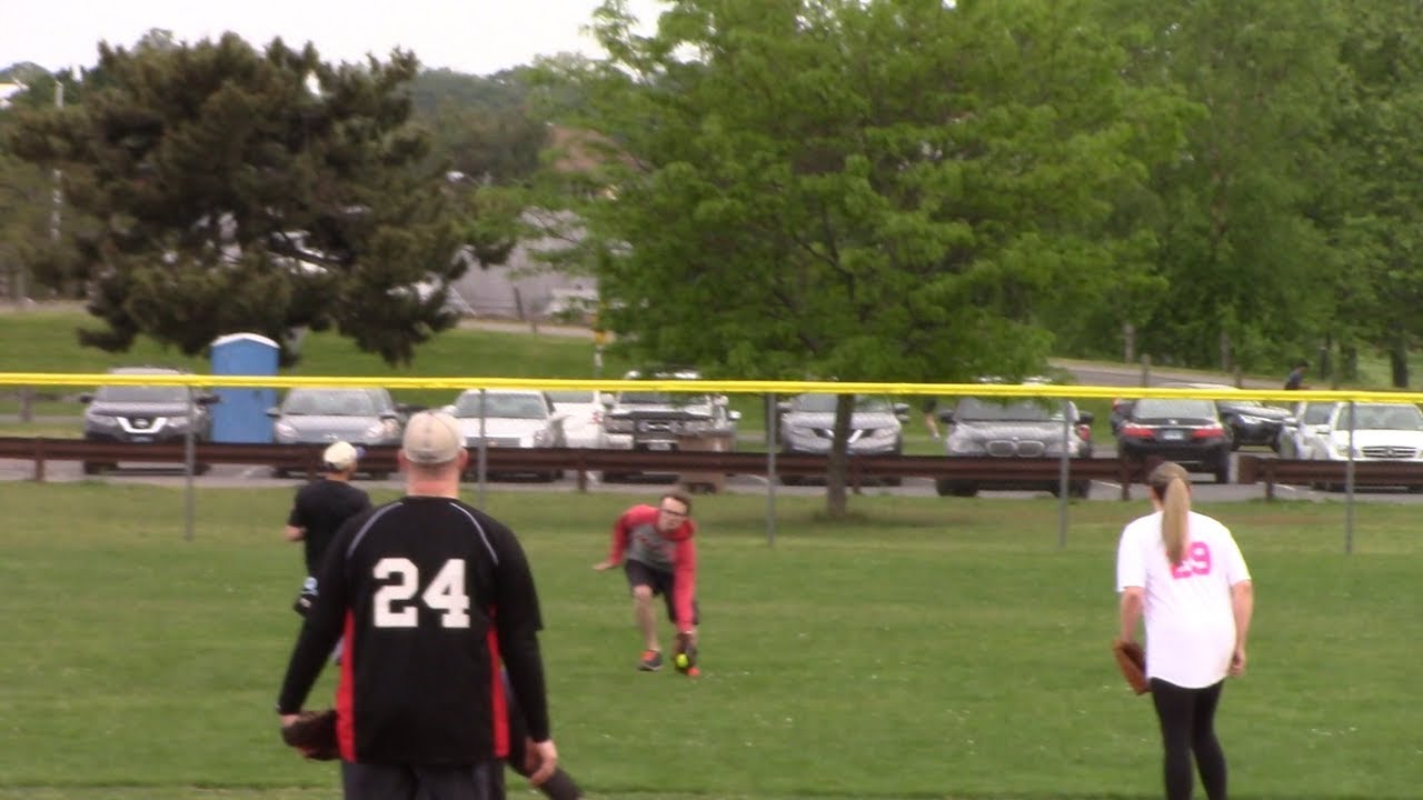 Nice Softball Shoestring Catch - Coed Softball - A&E Networks vs NBC ...