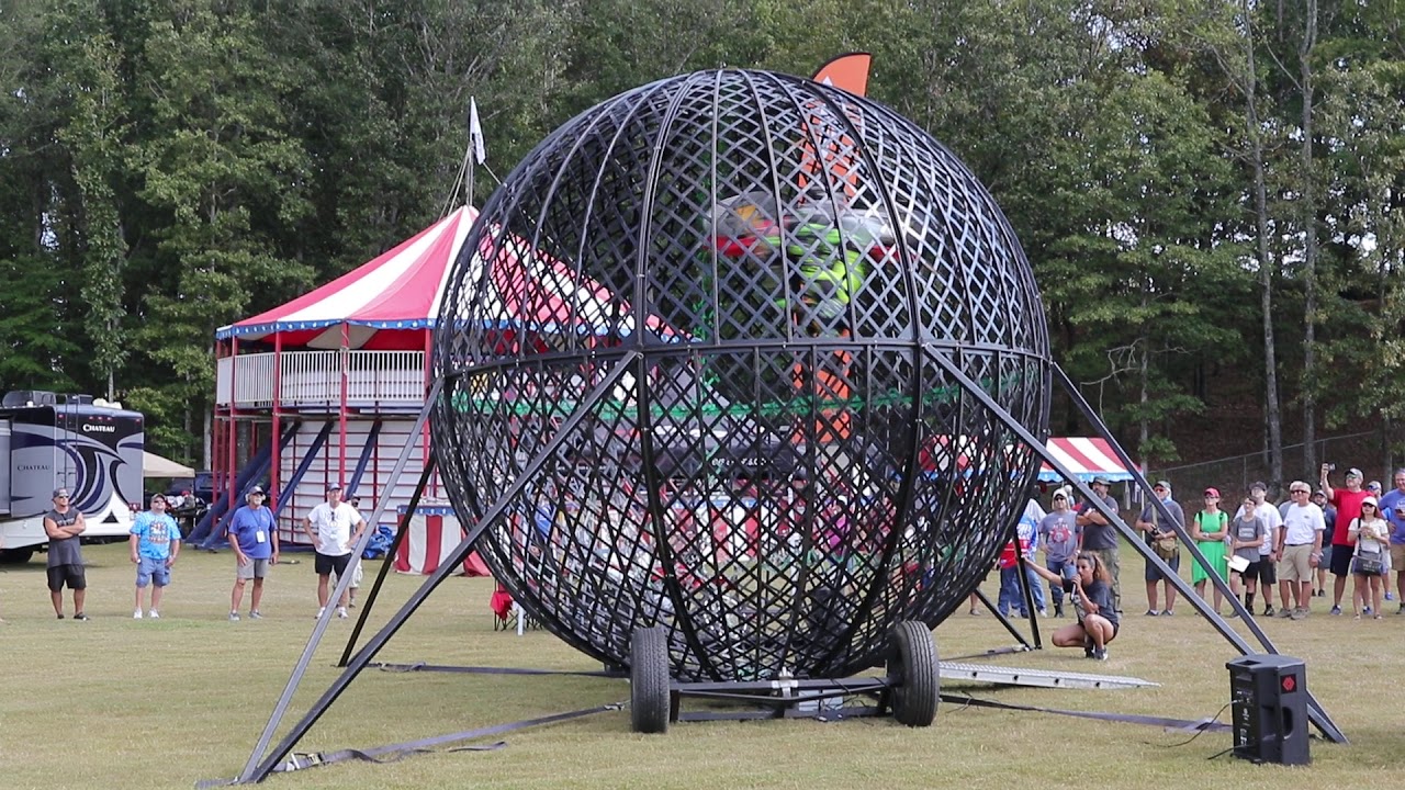 Sphere of Death 2019 Barber Vintage Motorcycle Festival - YouTube