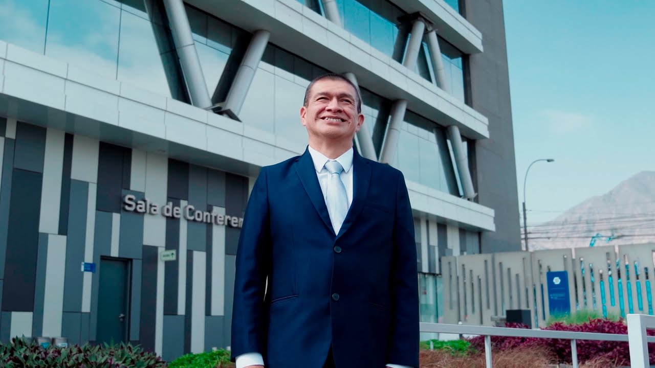 Tech Senati - Video Institucional - YouTube