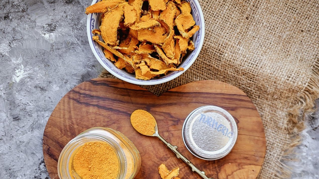 Pluhur turmerik i bërë vetë në shtëpi - YouTube