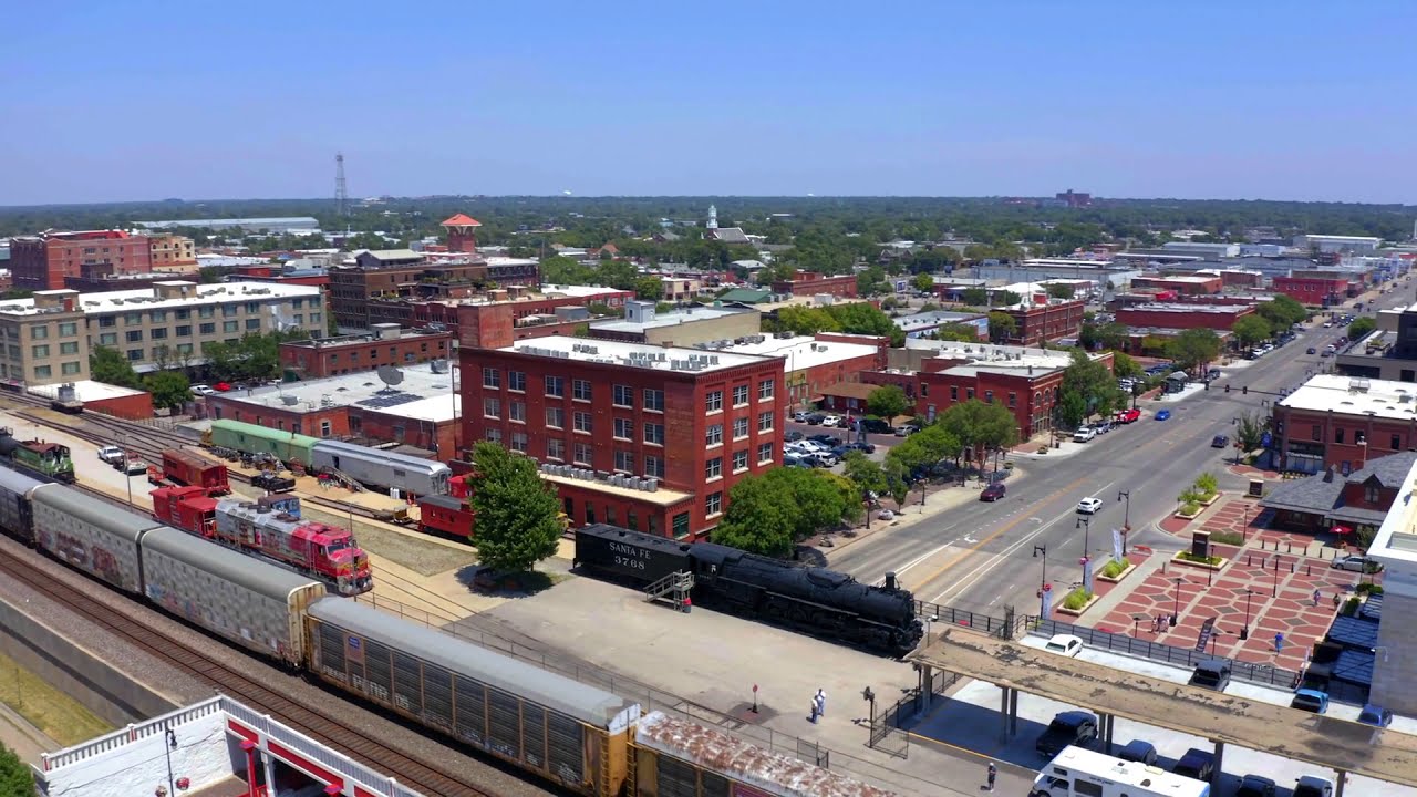 trains at great plains transportation museum wichita - YouTube