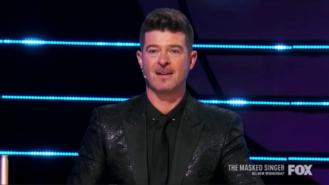 The Masked Singer S3 E1 | The Turtle | Kiss From A Rose - YouTube