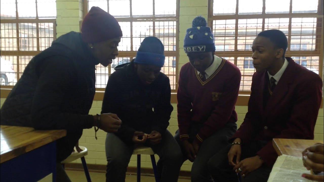 Me & Them singing Andinanto by The Soil - YouTube