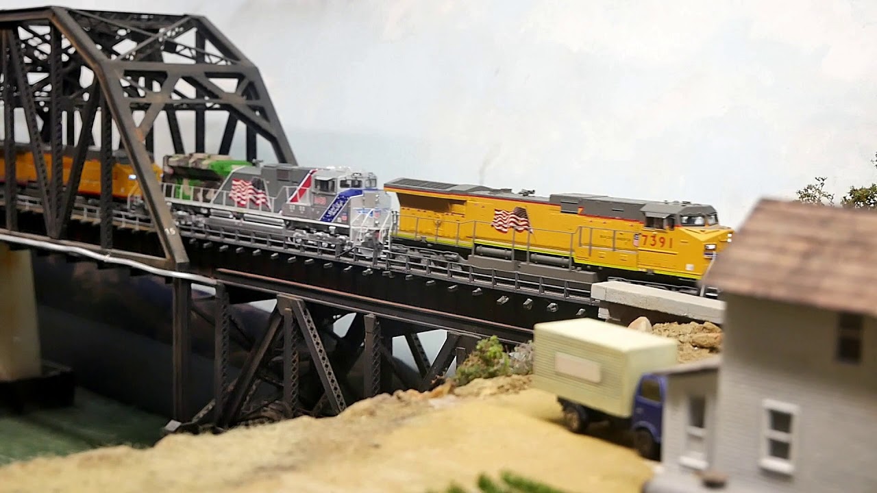 Big Power with Tanks as a show of Force at Carquinez MRR Open House ...