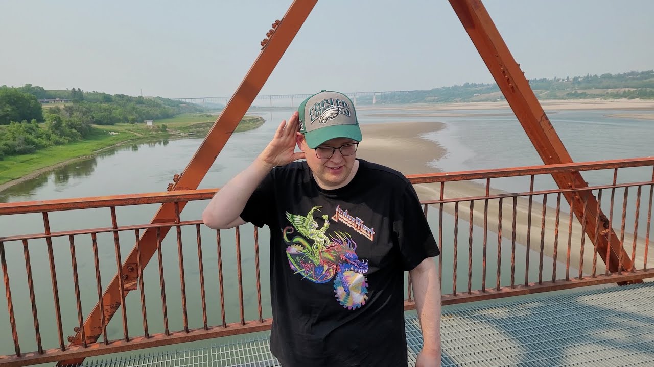 The Hunt For Outlook Bridge Troll Skit - YouTube