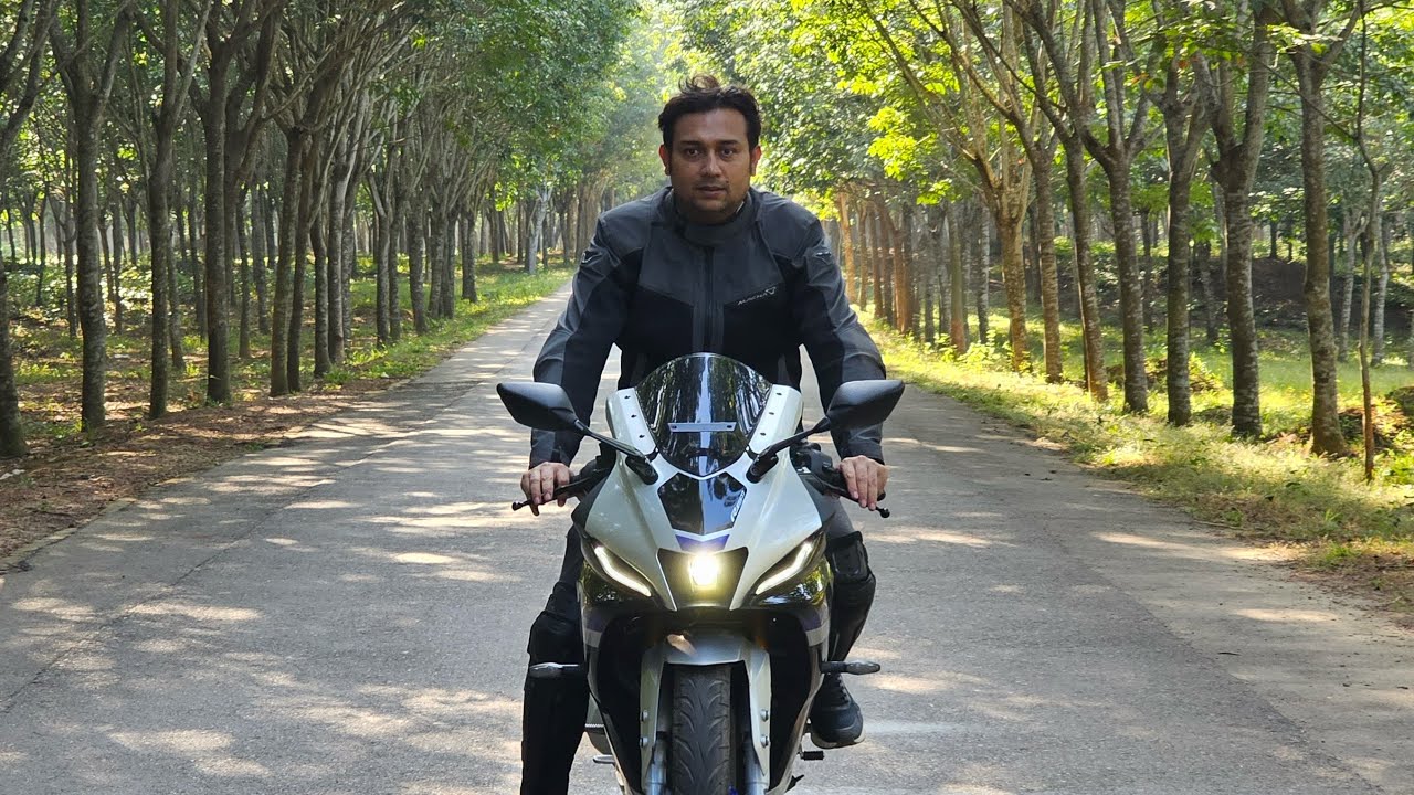 Rideing on a hill road with my R15 M . - YouTube