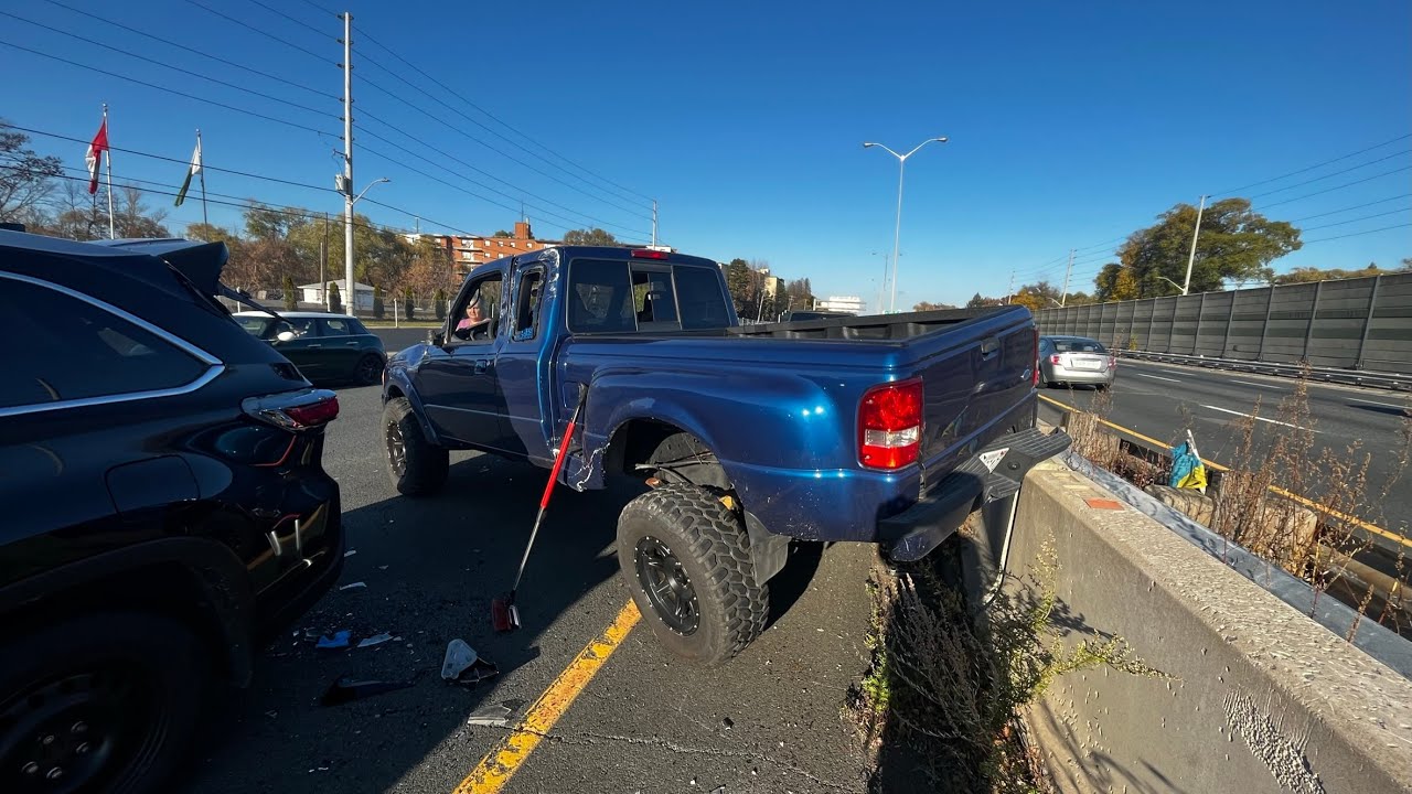 REBUILDING MY CRASHED FORD RANGER EP1 - YouTube