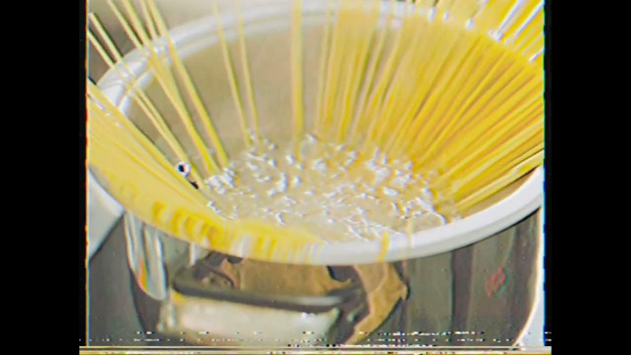 Pasta & Puppet - YouTube