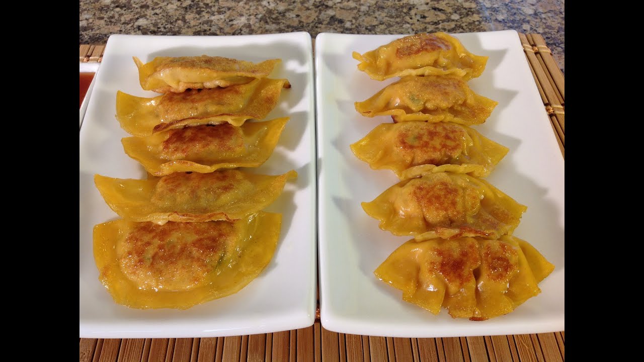 How To Cook Korean Dumplings Mandu-Korean Food Recipes - YouTube