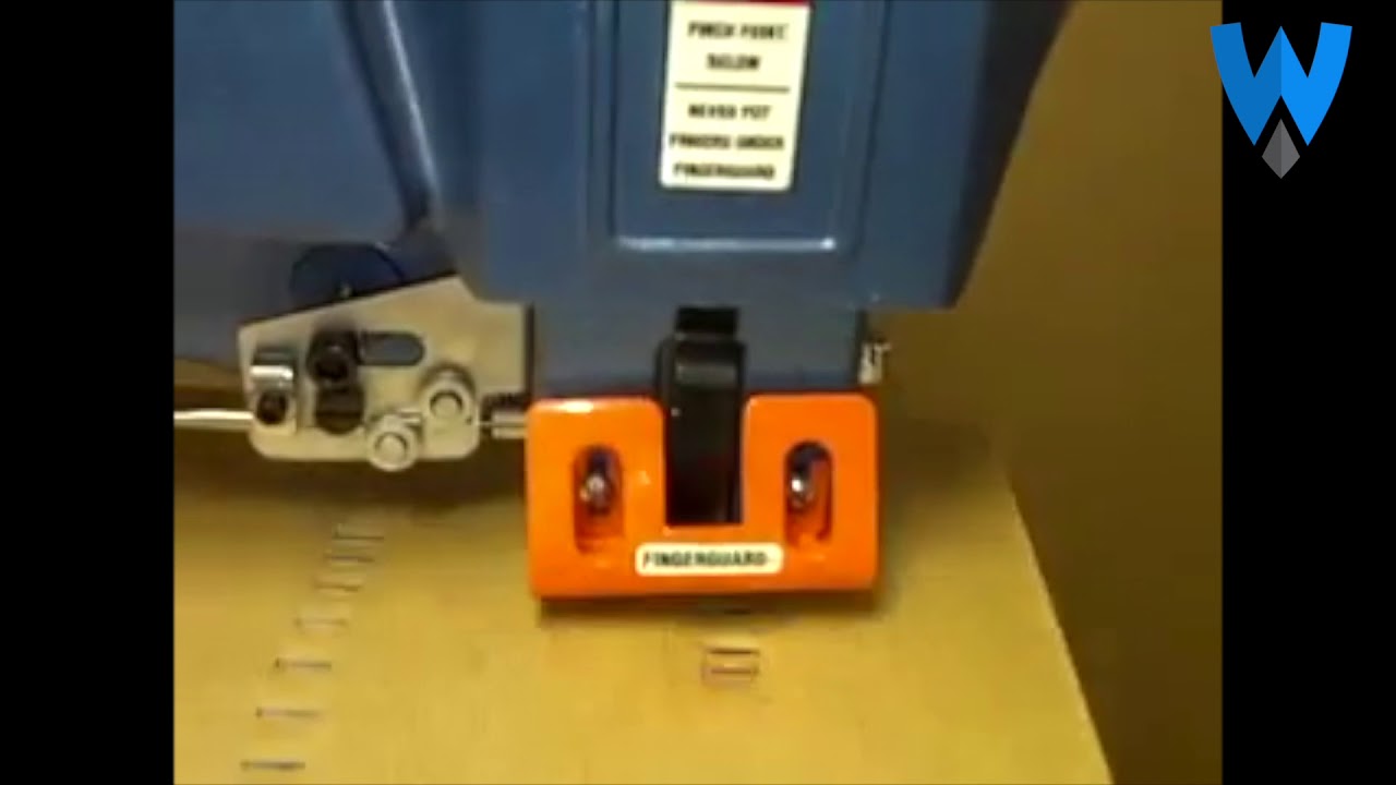 Deluxe HF 25" Arm Box Stitcher Operation - YouTube