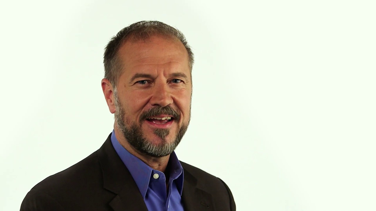 Dave Dallas: Making a Sales Presentation - YouTube