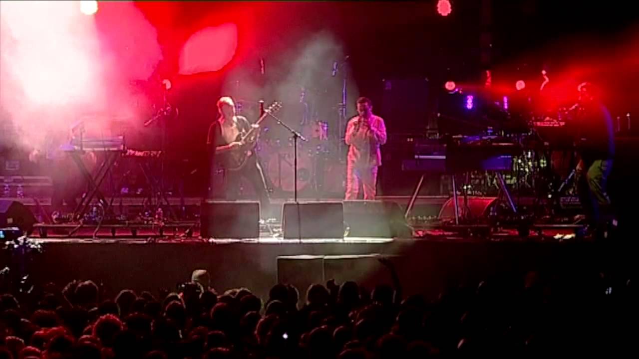 Hot Chip "Flutes" @ Primavera Sound 2013 - YouTube