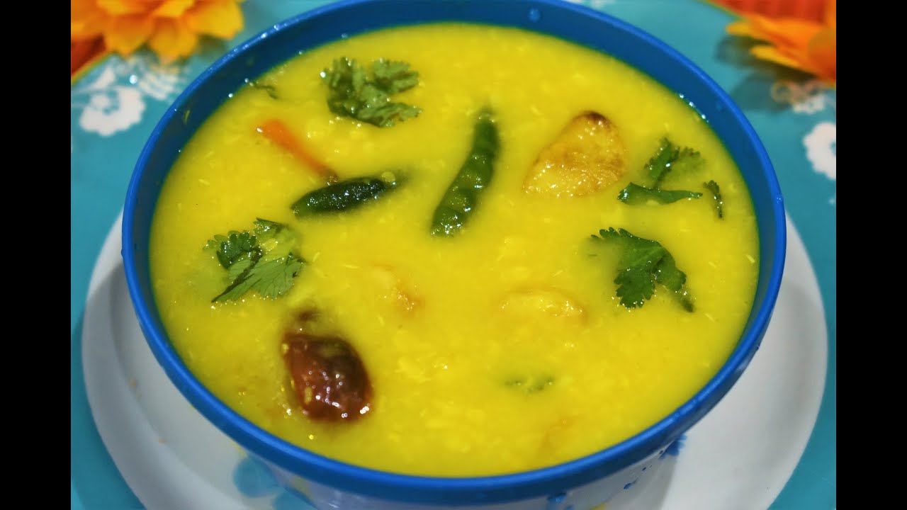 How to make Biuli/Kalai r Dal or Split White Gram Lentils or Urad Dal ...