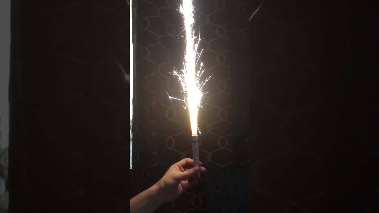 Velitas mágicas chispa fría, bengalas, velas mágicas. Más Info ...