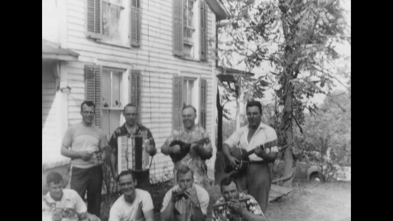 Lyle Bolton Plays the Accordion - 1971 Family Reunion Jam part 1 of 2 ...