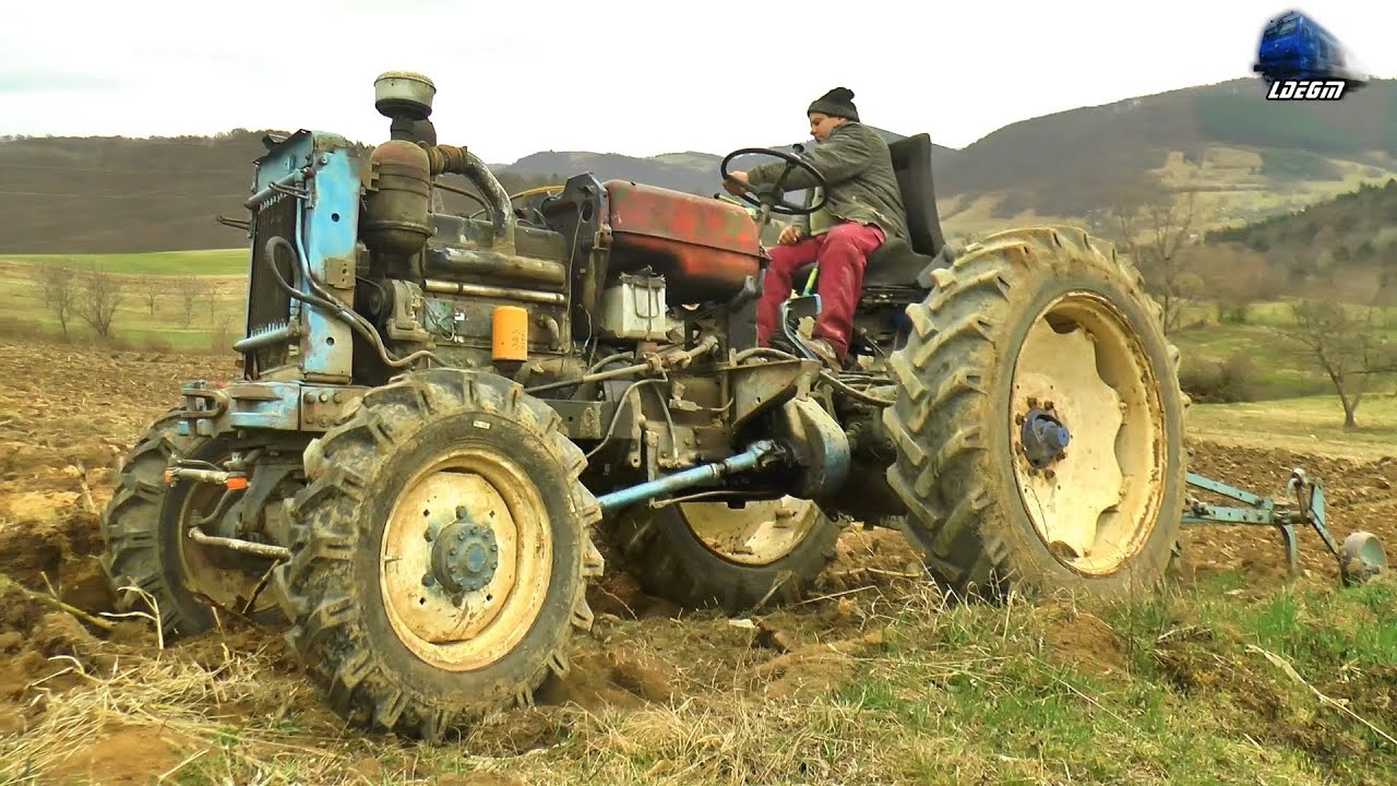 🚜 UTB 651M Decapotabil 🚜⚙💥💨 Arătură Grea în Bihor - YouTube