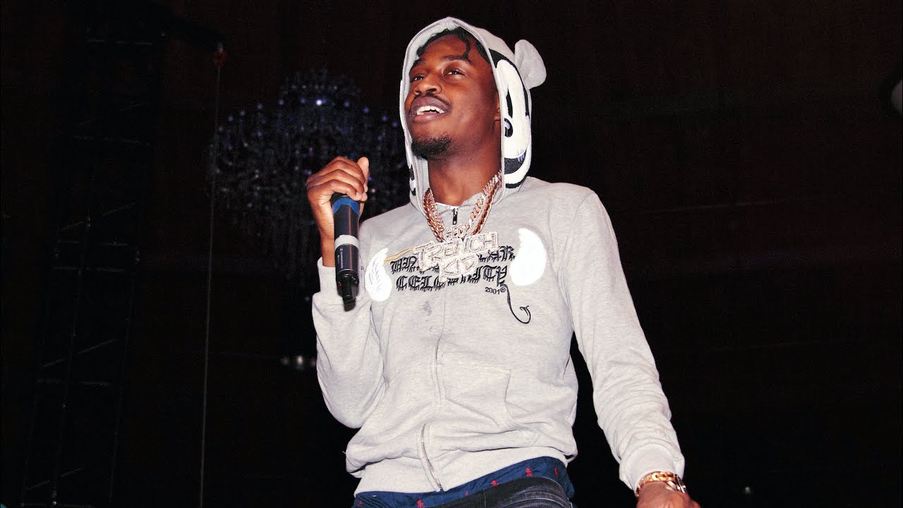 Lil Tjay Performing Live on Destined 2 Win Tour - YouTube