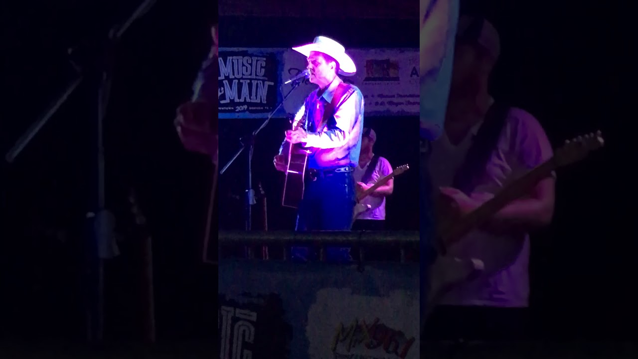 I heard it on the radio. Ty England - YouTube