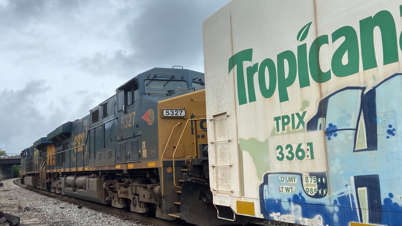 Amtrak and CSX Trains at Alexandria Train station FT. CSX #5327 - YouTube