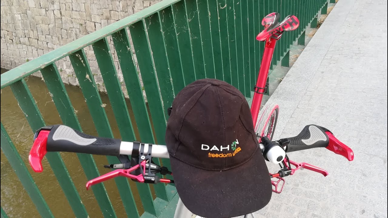 Dahon Mu P8 Red&White de alto rendimiento - YouTube