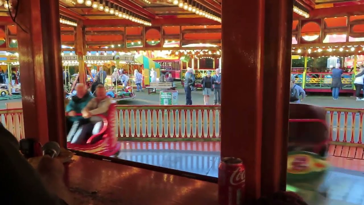 Lightning Skid - Carters | Paybox View | Englefield Green Fair 2022 ...