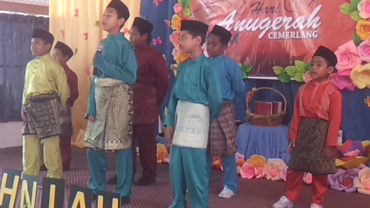 Nasyid Hari Anugerah SK Temoh 2016 - YouTube